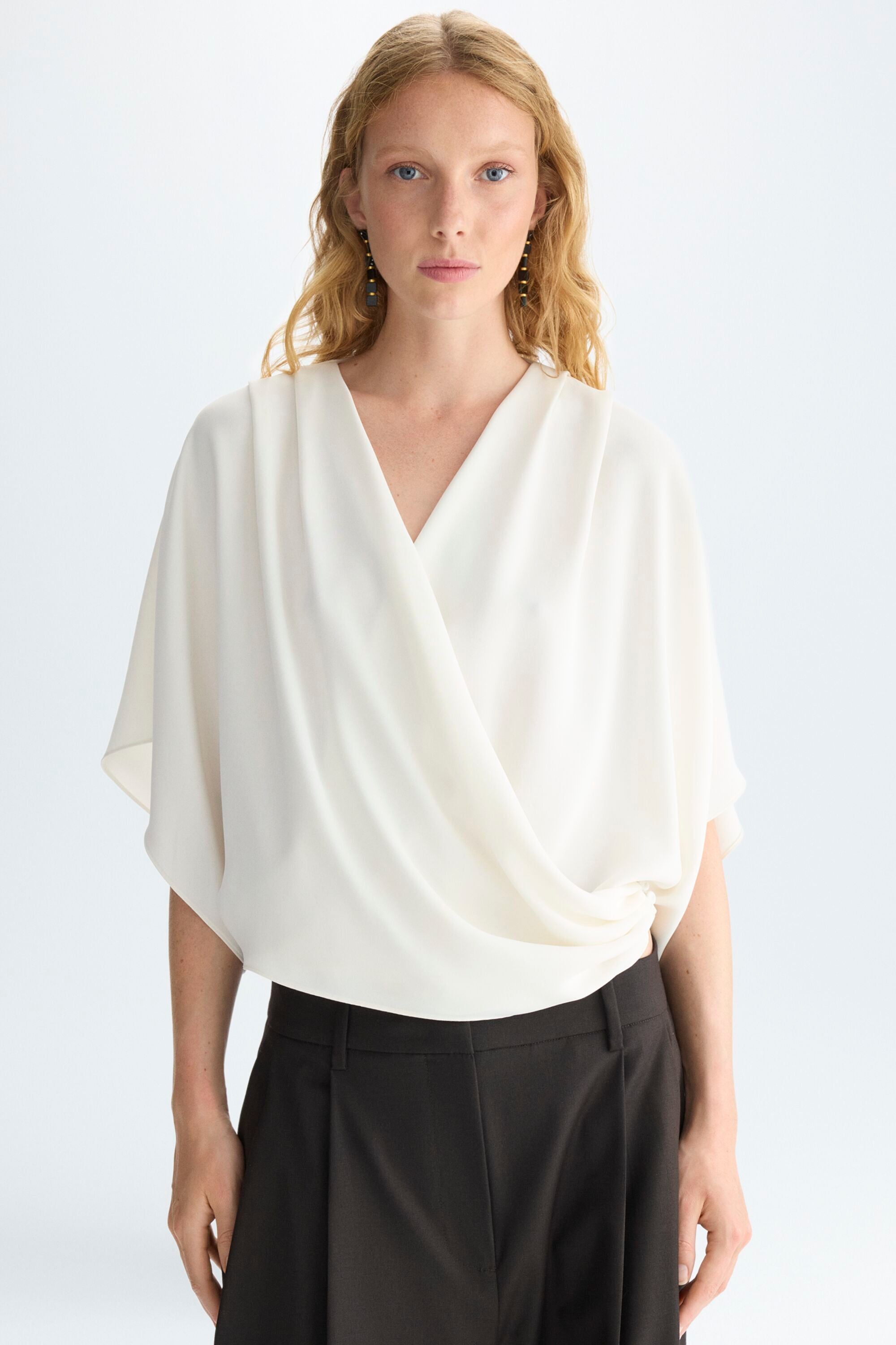 Draped crepe wrap cocoon-fit top ecru - Purificacion Garcia Portugal